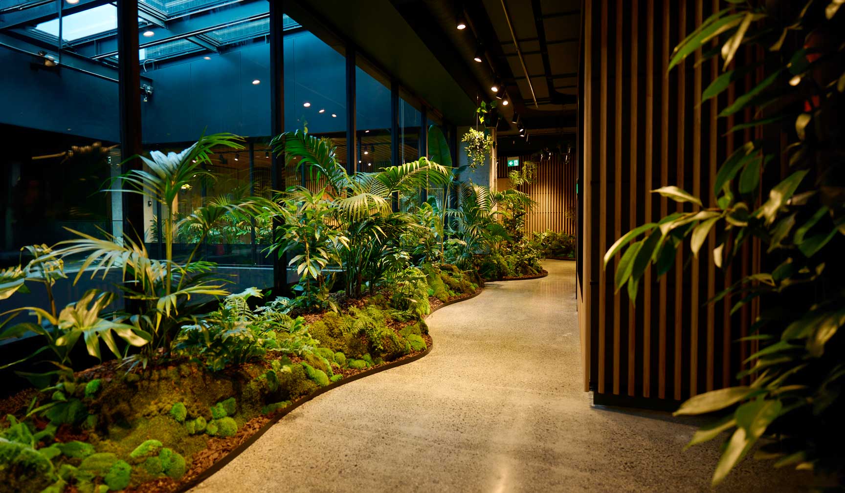 Commercial Architectural Plant Lighting - Soltech